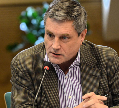 Christopher COKER - Aspen France